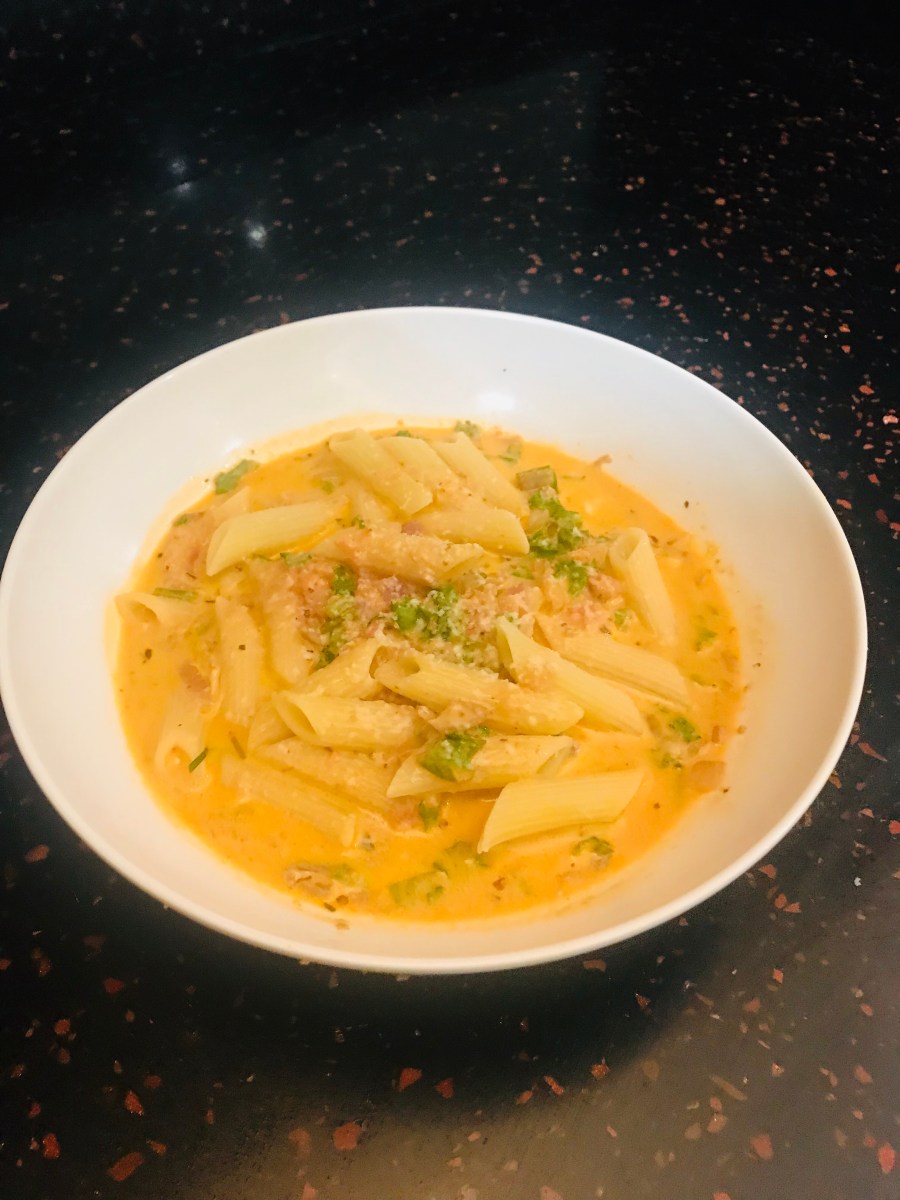 Penne Pasta In Mixed Sauce : Italian Night Menu – Friday Night Column